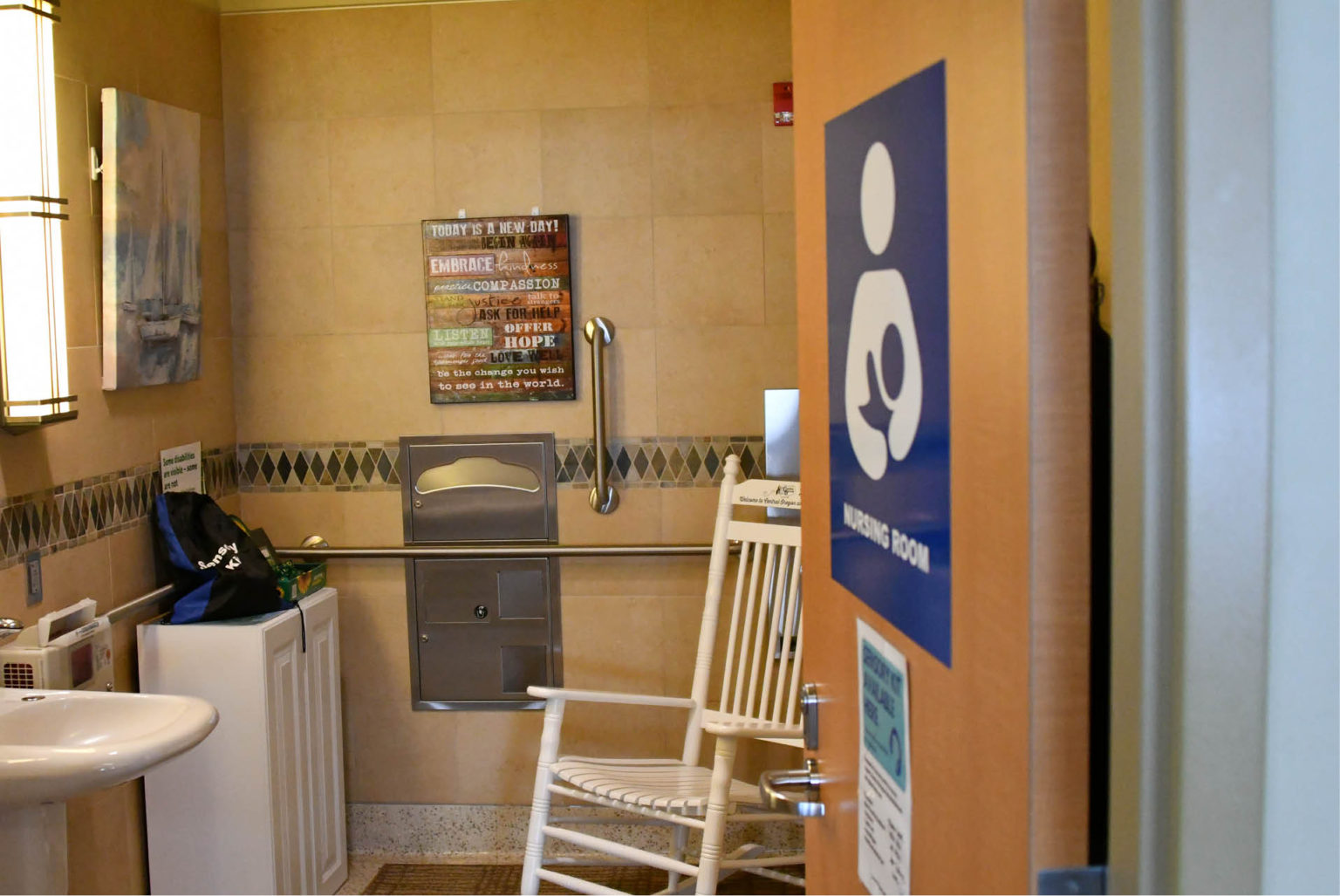 Nursing Room – Redmond Airport